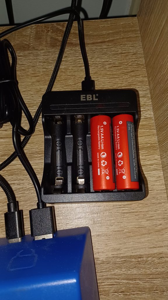 EBL USB Battery Charger Review - Xbox Tavern